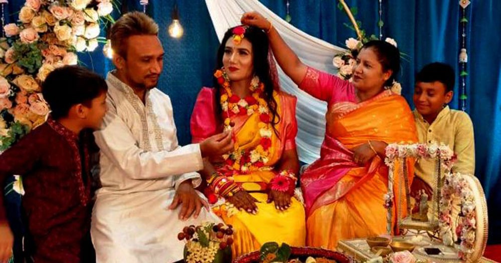 রোমান সাম্রাজ্যের রানী হলেন দিয়া সিদ্দিকী